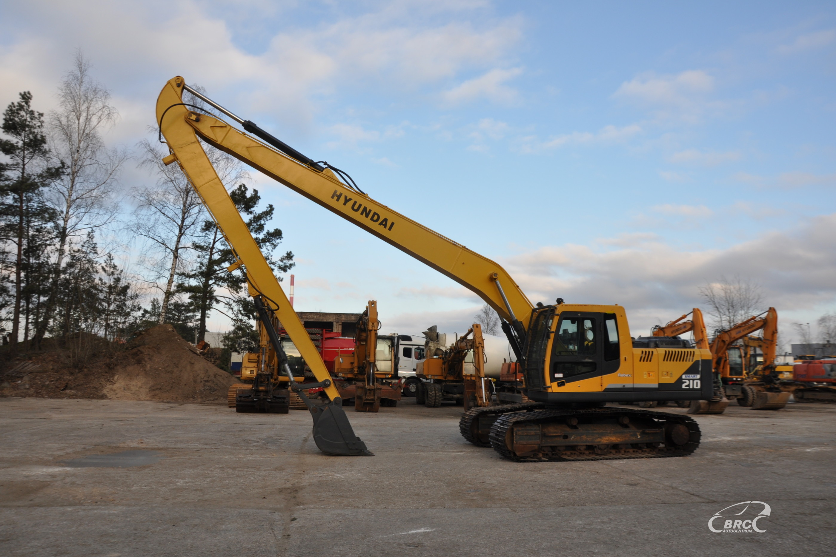 Hyundai R210 Long reach | BRC Autocentrs